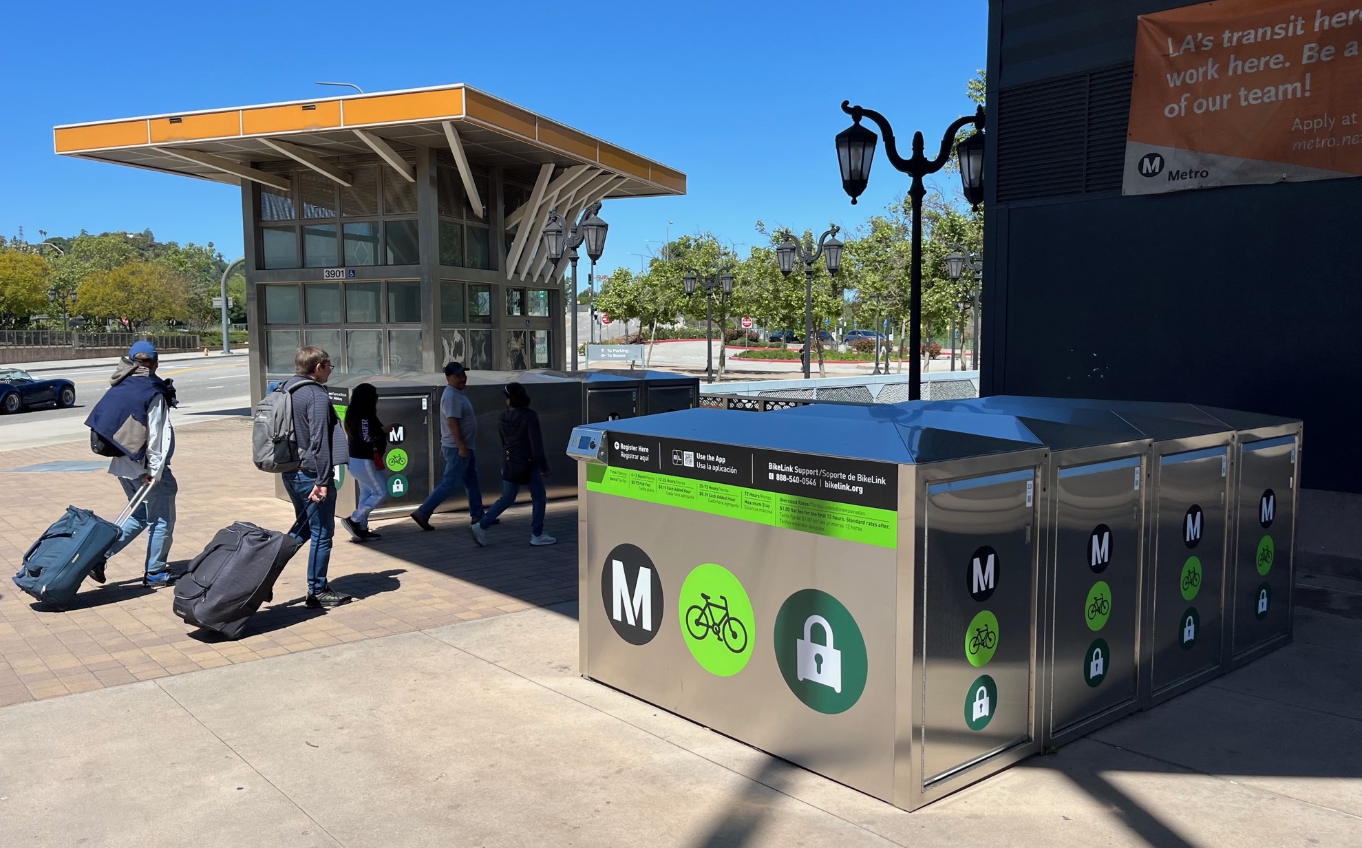 Metro Debuts New Smart Bike Lockers at Nine Stations - Streetsblog Los ...