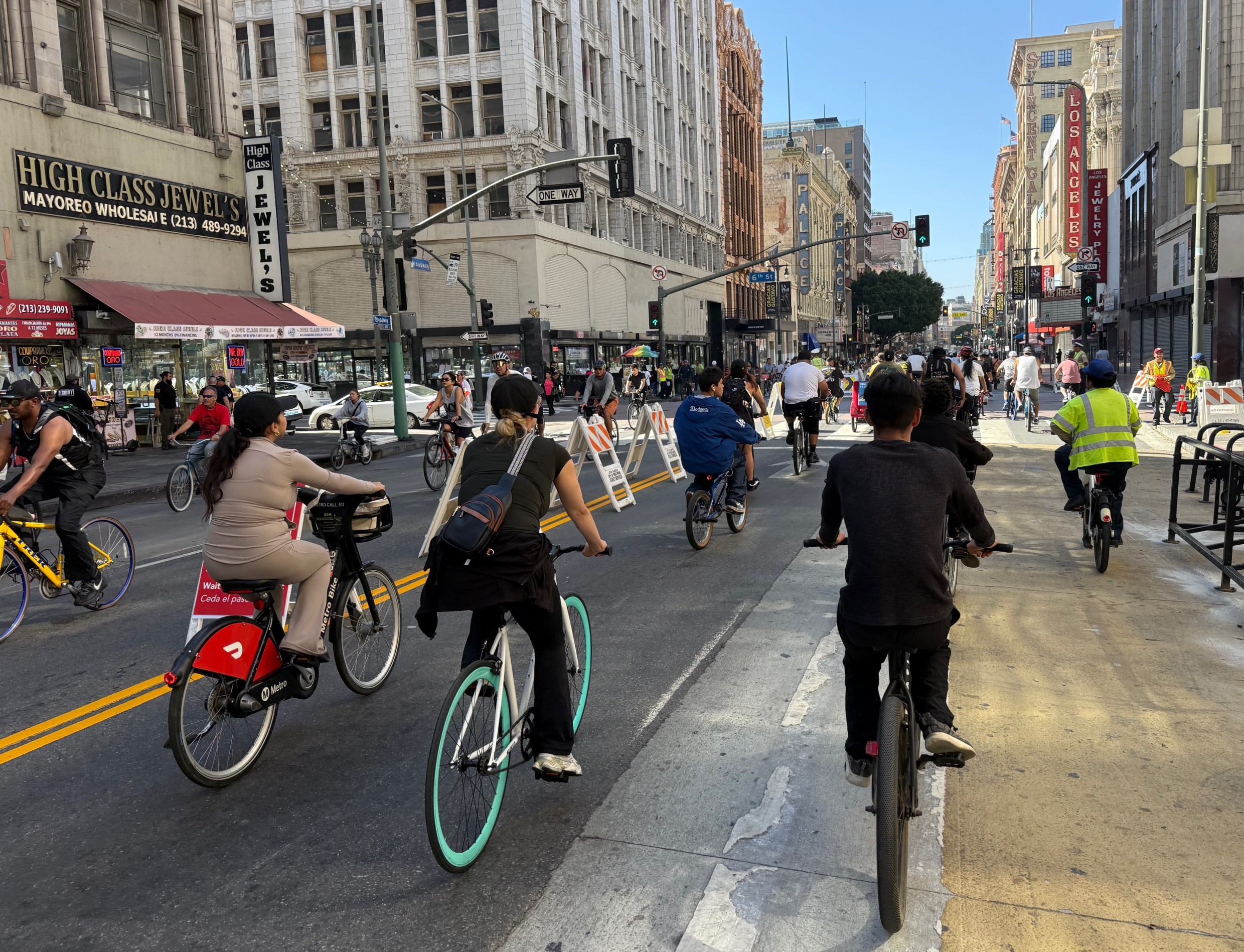 CicLAvia Turns 15, Enlivens the Heart of L.A. - Open Thread ...